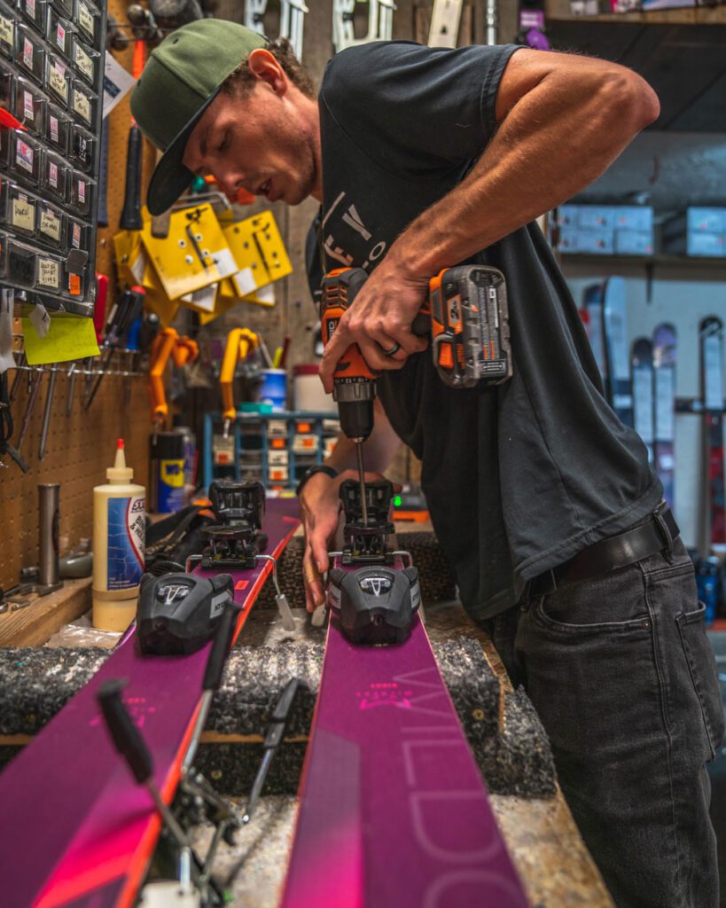 Tune-Ups & Repair Services | Eco Lounge | Snowboard & Ski Repair Shop